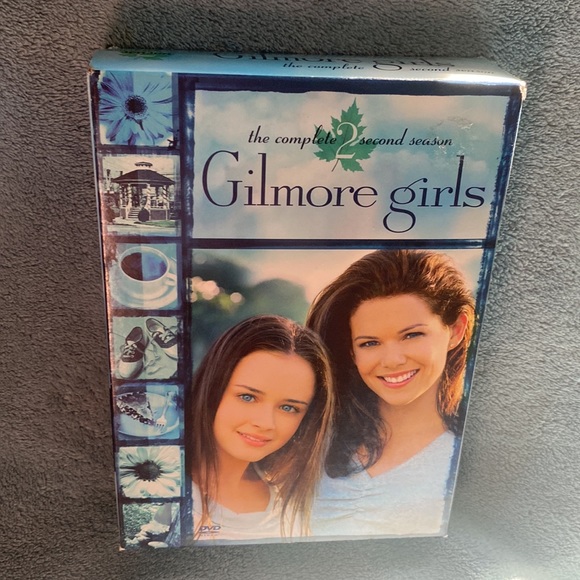 Warner Bros. | Media | Gilmore Girls Dvd Box Set Of Season Two | Poshmark